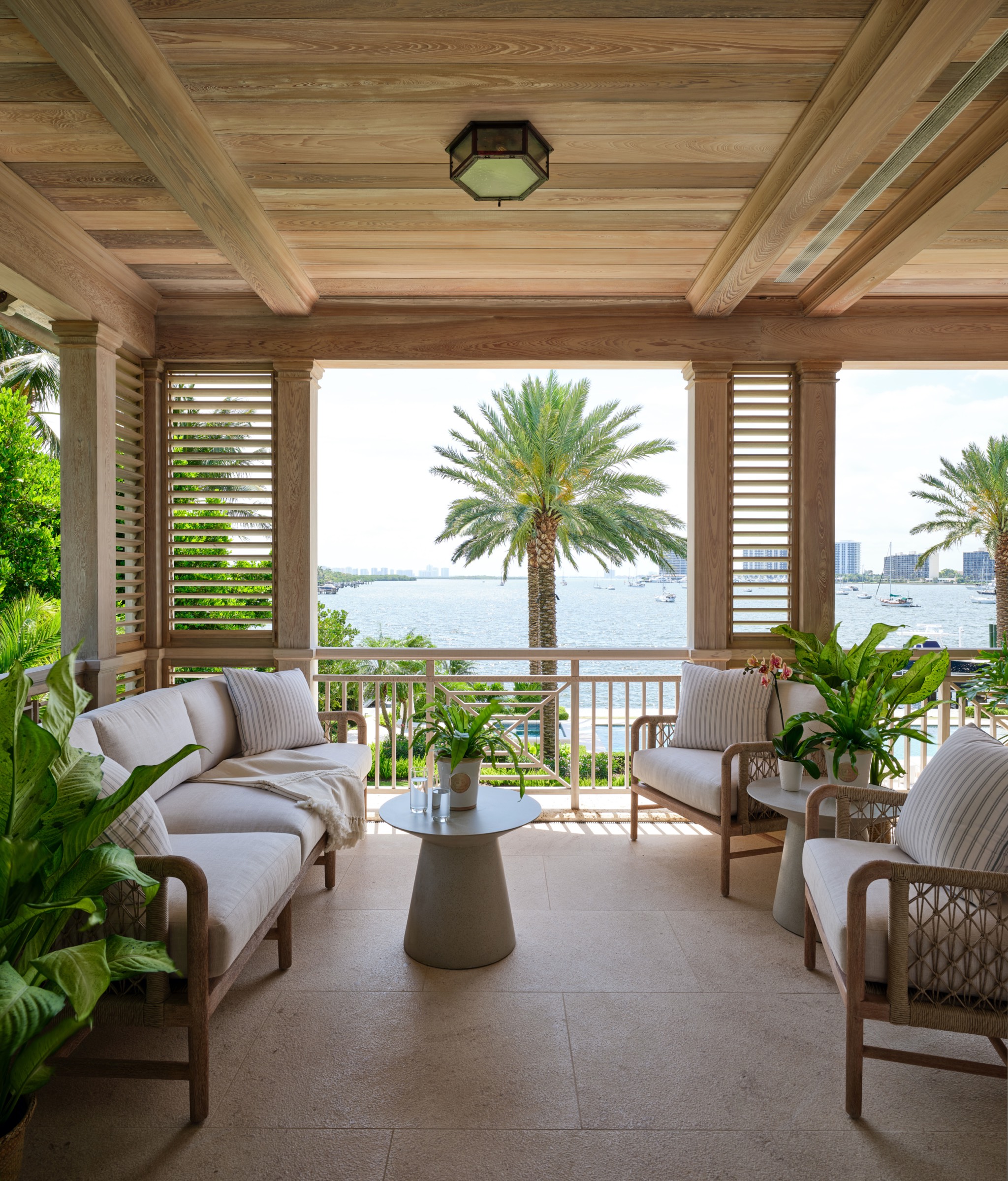 Island Courtyard - Kirchhoff & Associates Architects